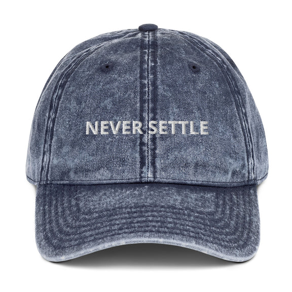 "NEVER SETTLE" Dad Hat – Women Who Inspire
